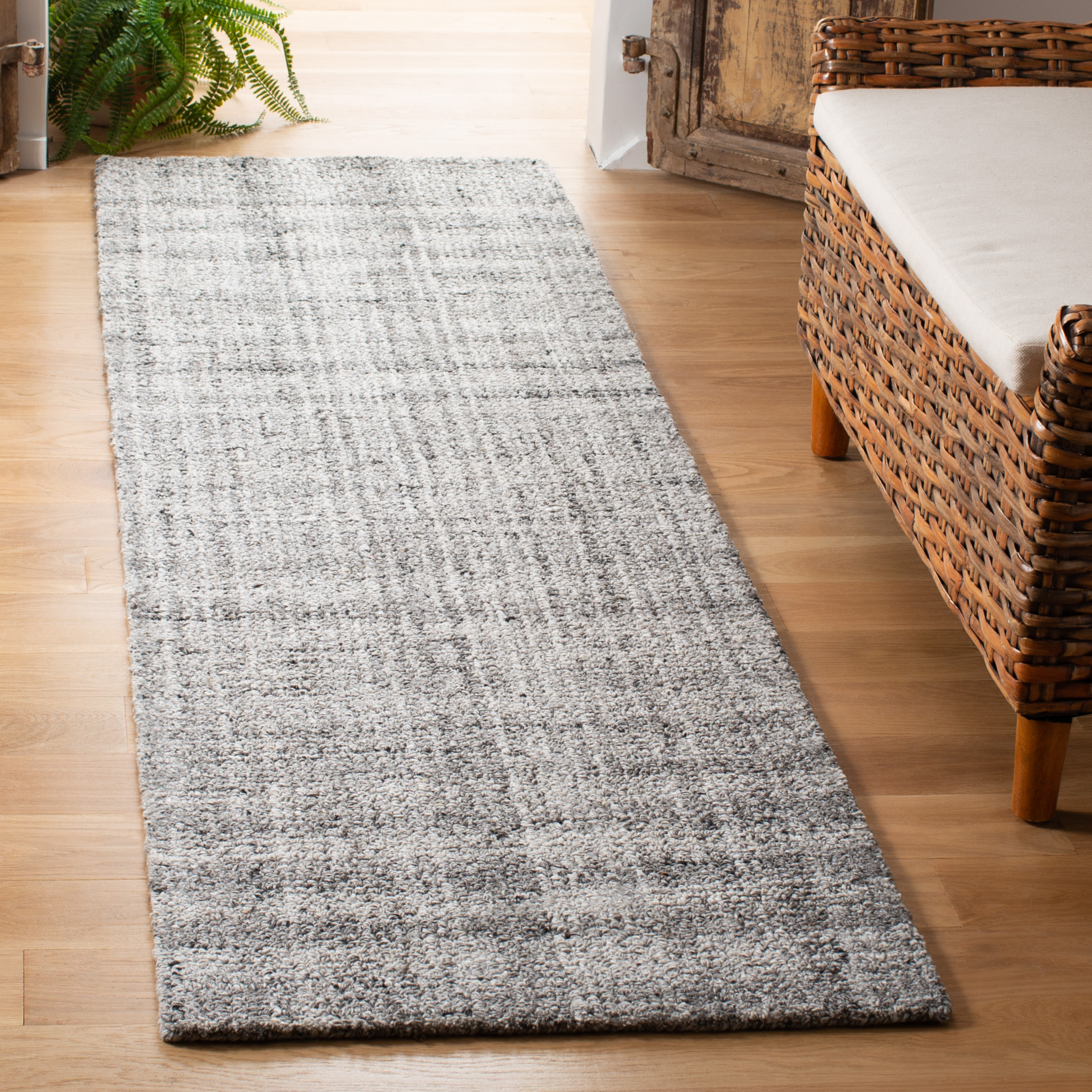 Safavieh Hand Tufted Abstract Collection Grey / Black Area Rugs ...