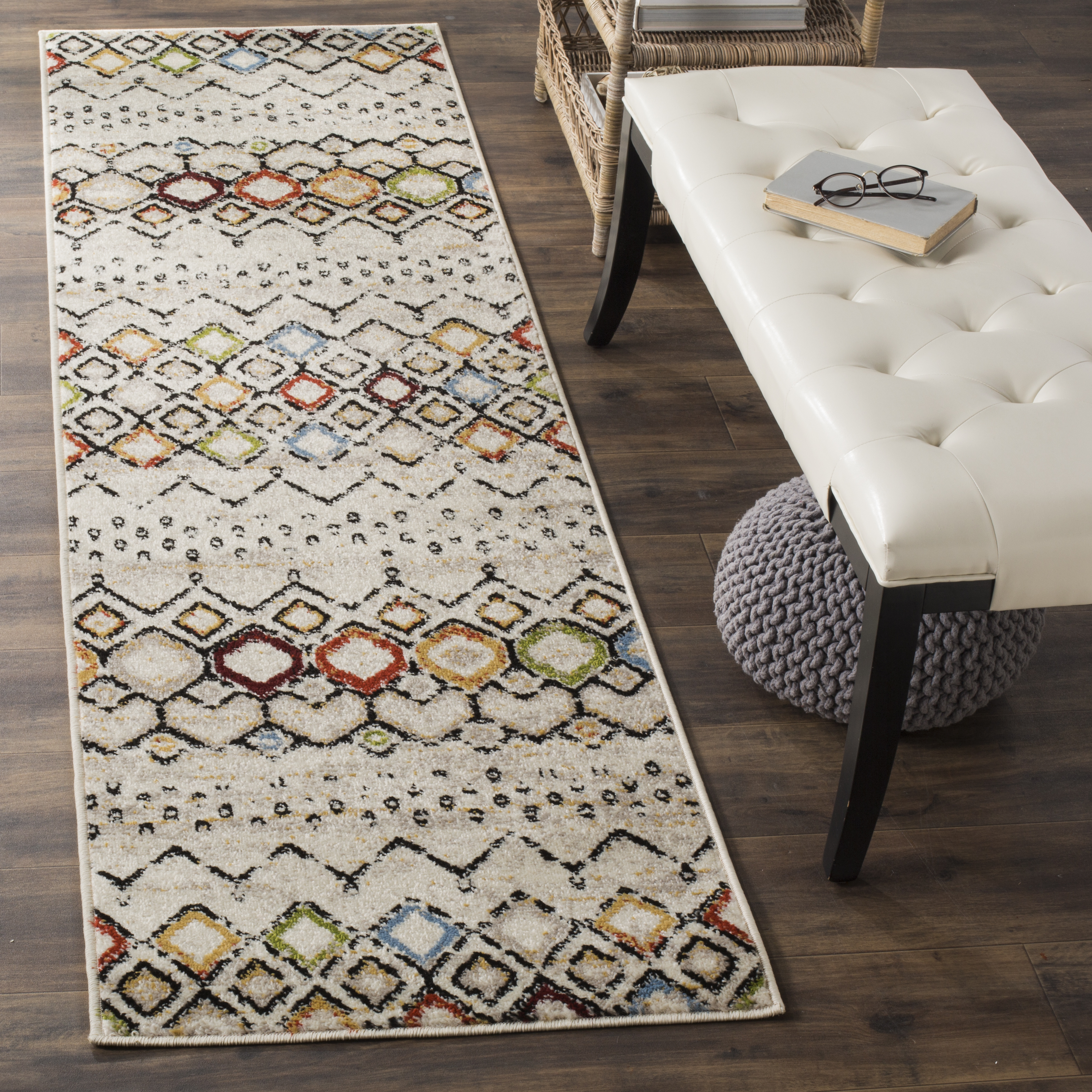 Safavieh Power Loomed Amsterdam Ivory / Multi Area Rugs - AMS108K | eBay